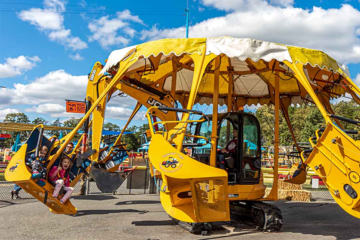 Rides & Attractions - Diggerland USA