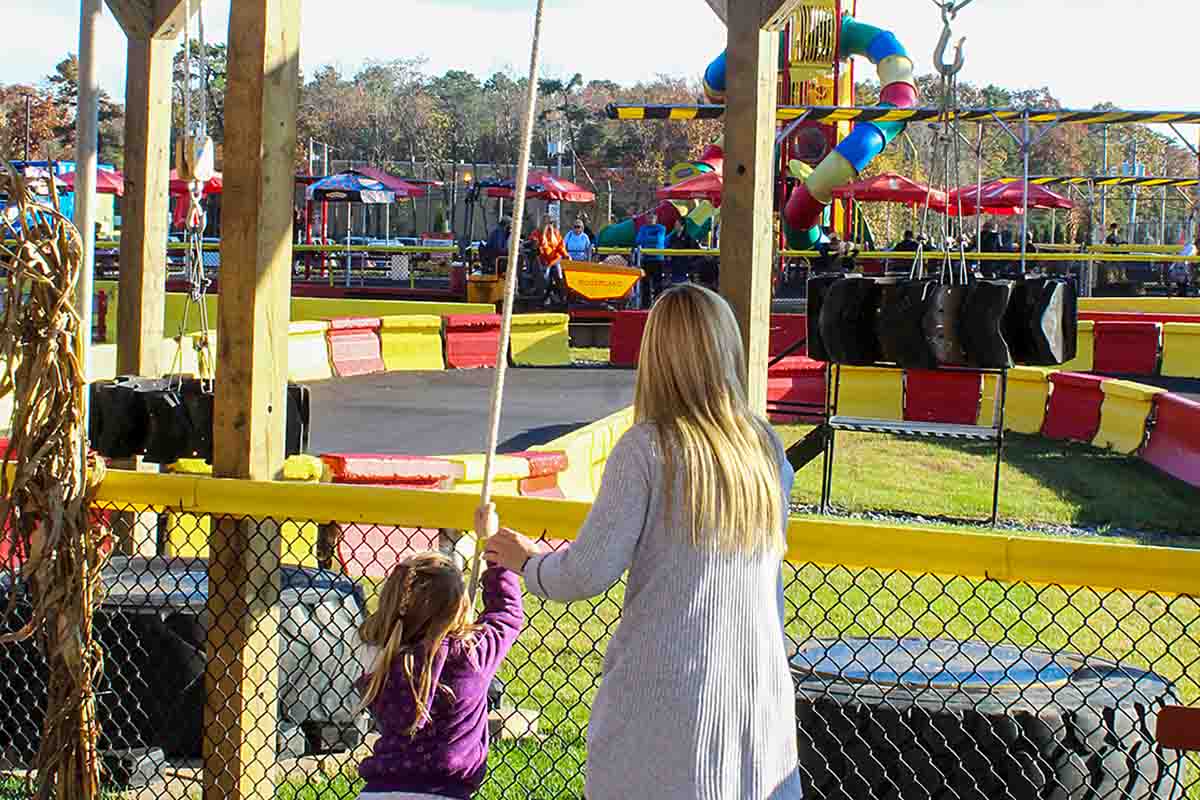 Rides & Attractions - Diggerland USA