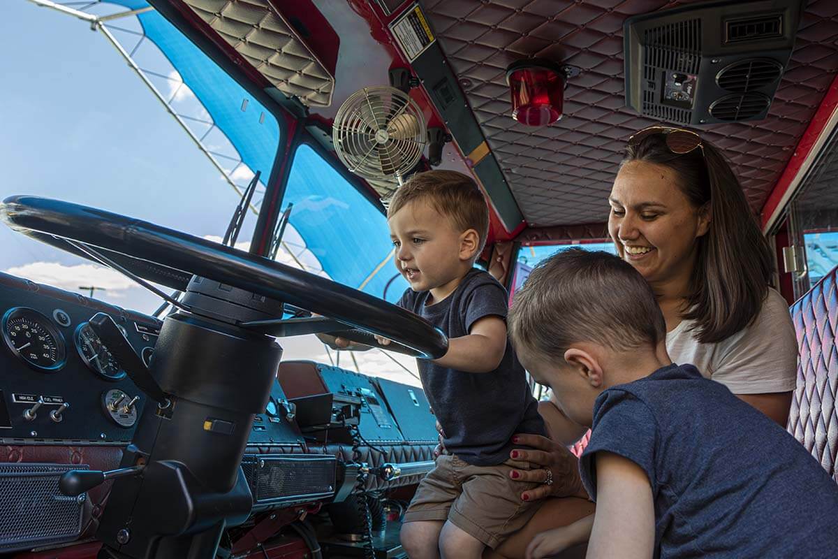 Rides & Attractions - Diggerland USA